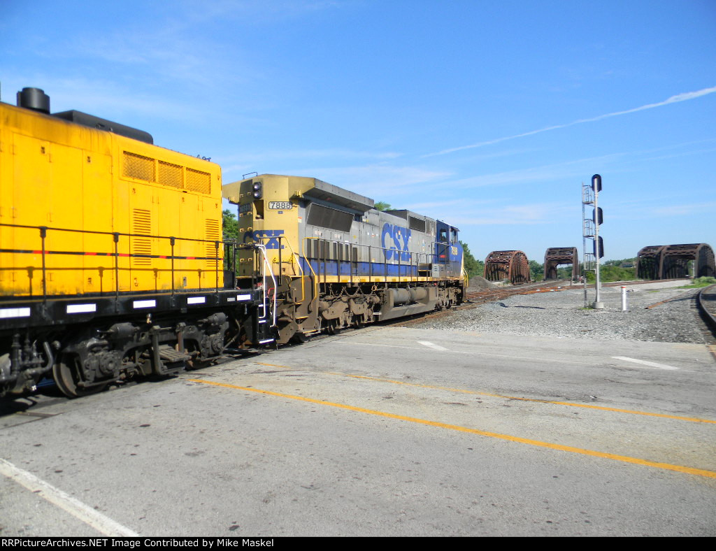 CSX 7888